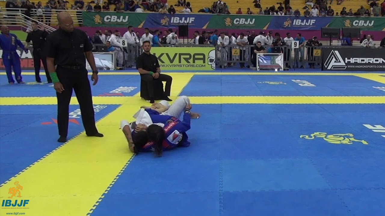 Bianca Basilio vs Luciane dos Santos / São Paulo Open 2018 - YouTube