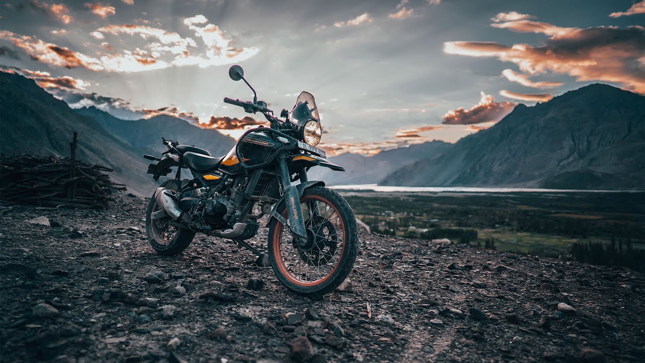 Exploring the Himalayas High Passes and River on a Royal Enfield ...