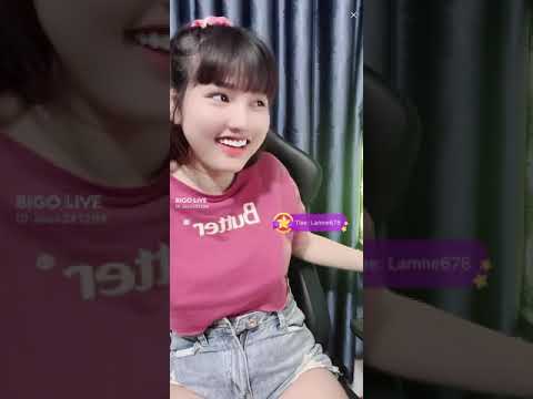 Bigo live #014 - Idol Lamlucky lột giáp trên live lộ núm.