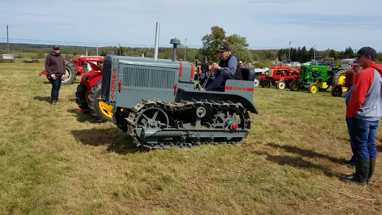 1928 Caterpillar Twenty on the move - YouTube