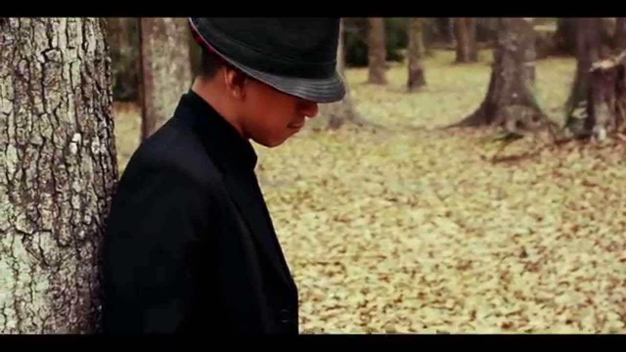 Detective Lopez: Red - YouTube