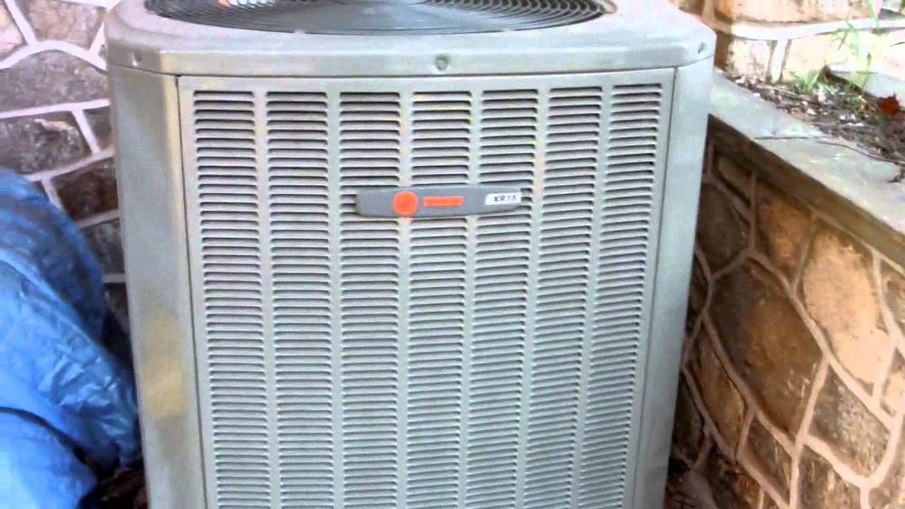 2010 Trane XR15 4-ton air-conditioner running in late October - YouTube