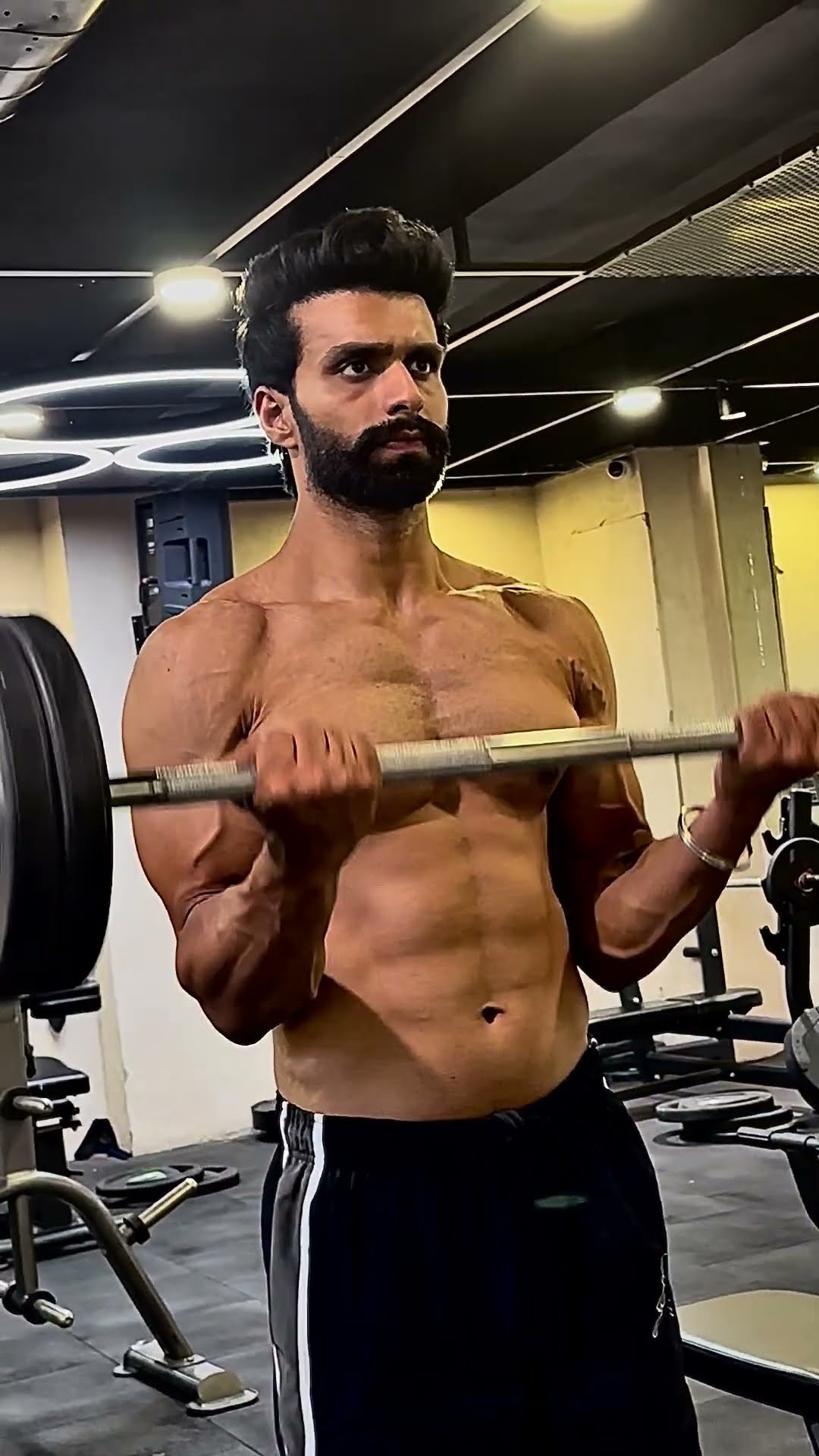 When cameraman is not so good in making video.. - YouTube