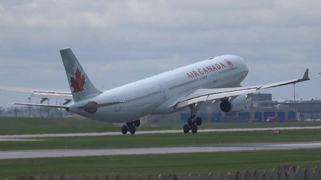 AC833 Bruxelles-Montreal *Air Canada Airbus A330* Soft Landing - YouTube