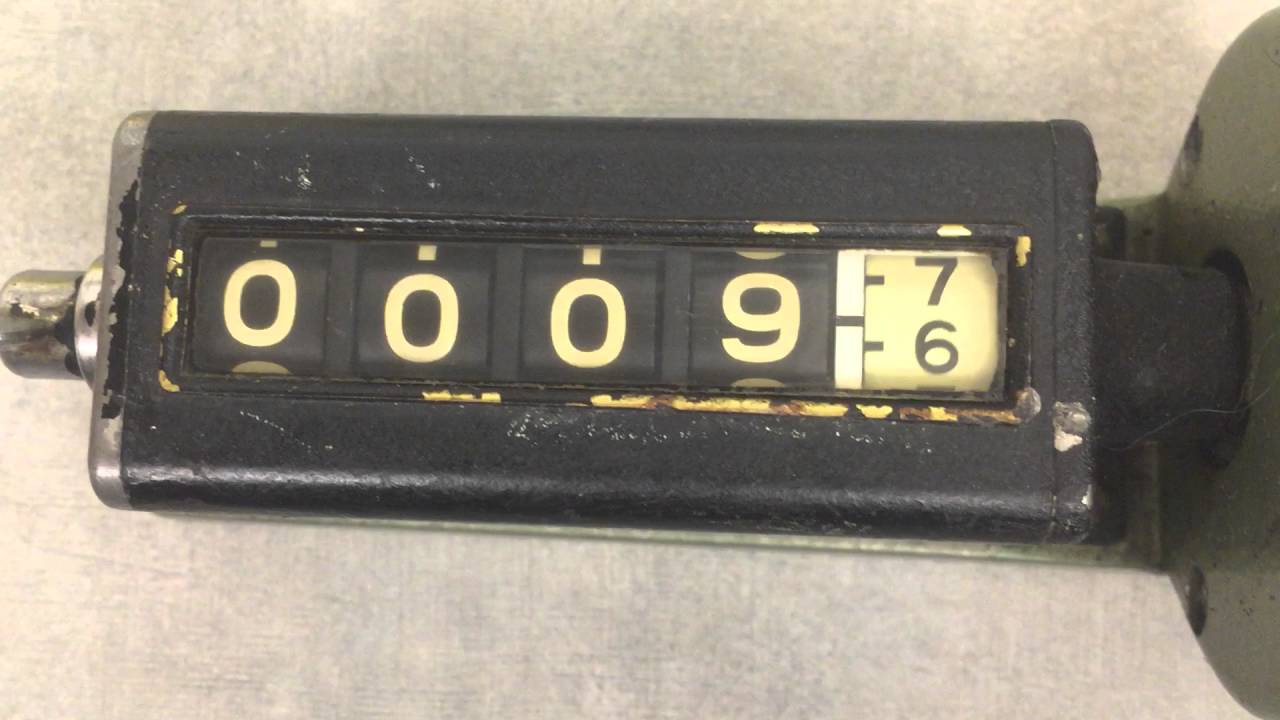 Mechanical Silent-Film Frame Counter - YouTube