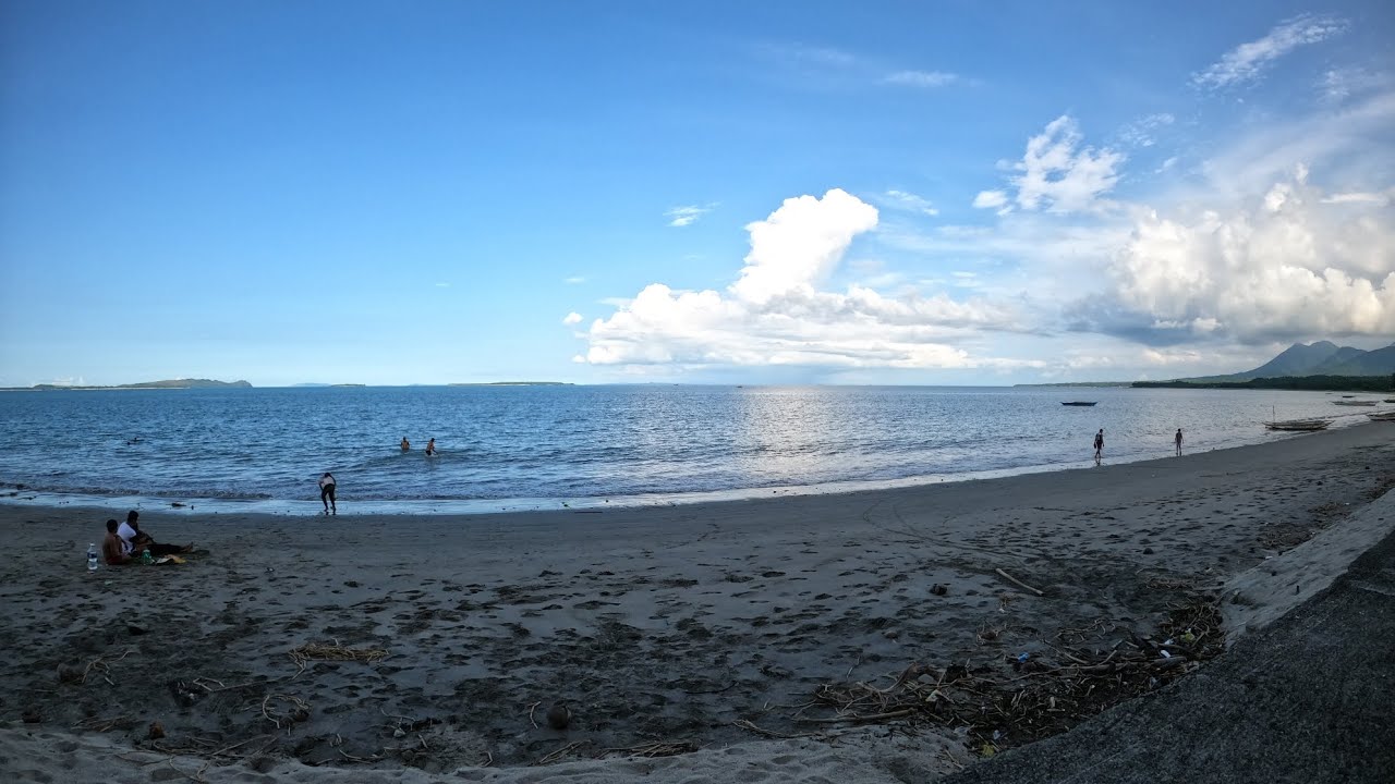 Tambayan sa Mangcamagong Beach - Basud - YouTube