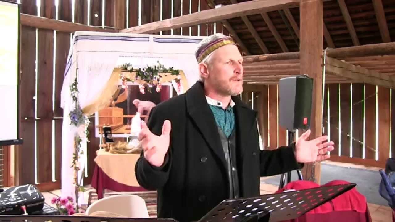 Yeshua's Bride Vs Lukewarm, Harlot Church Goers - YouTube