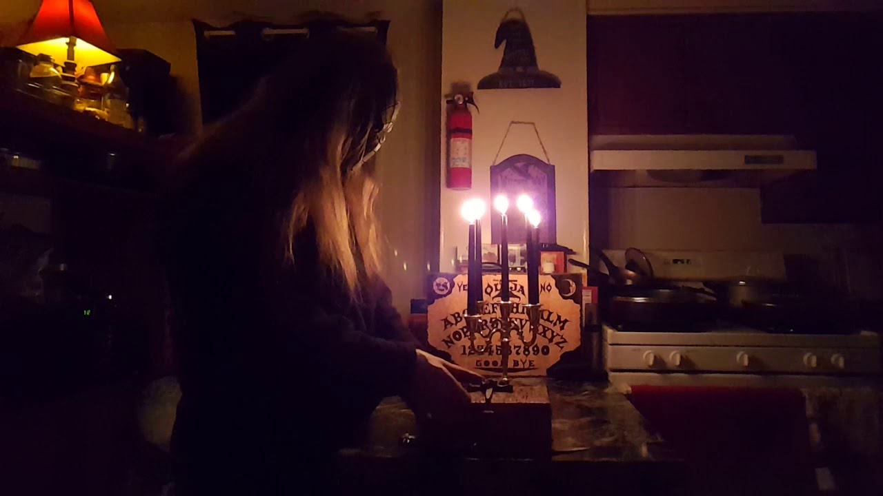 Dybbuk Box "The Opening" - YouTube