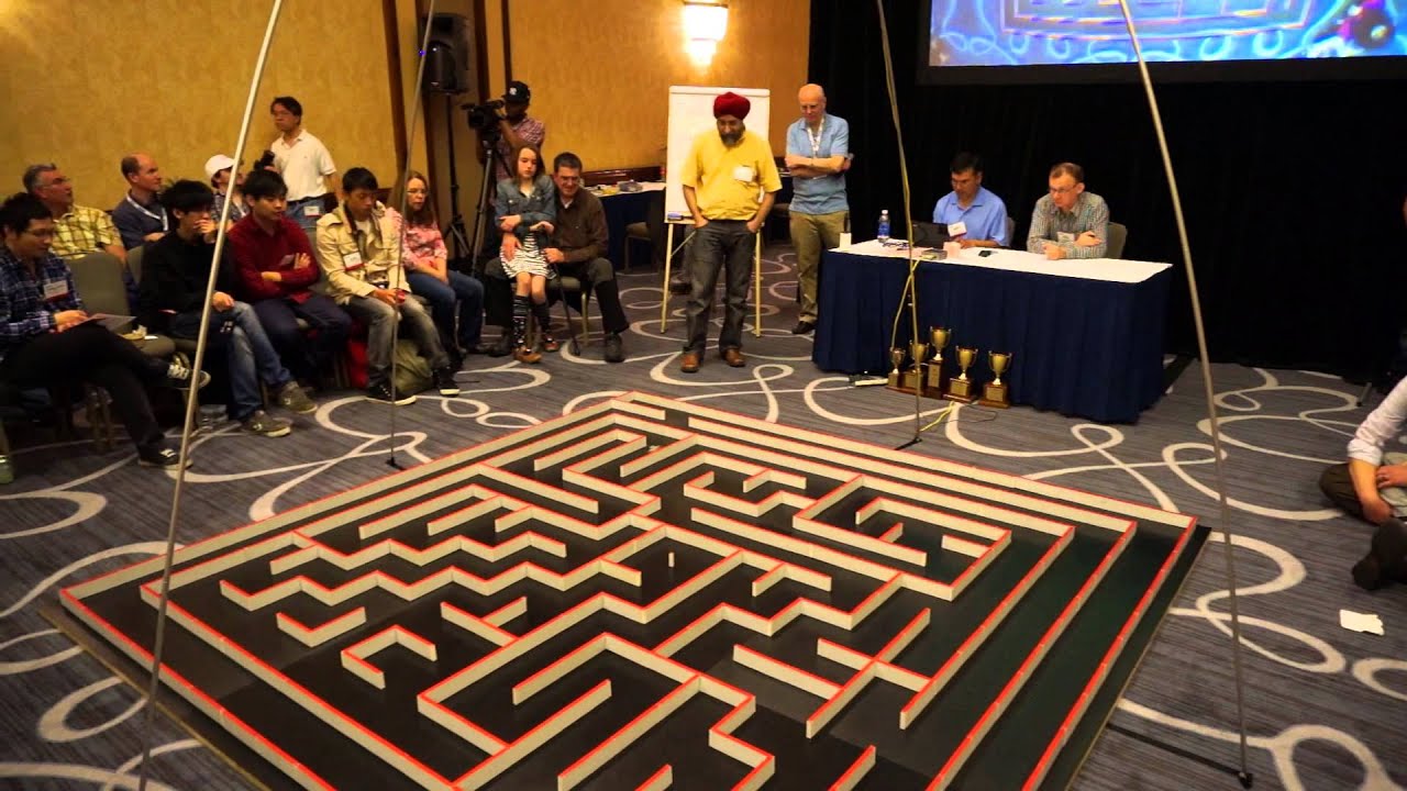 APEC 2013 micromouse contest- Zeetah V 2nd Fast Run (Harjit) - YouTube