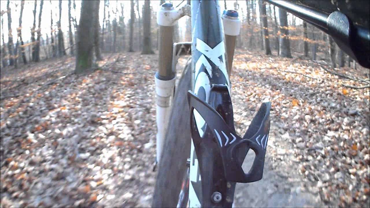 Fox Float F32 RL 140mm Winter Performance.wmv - YouTube