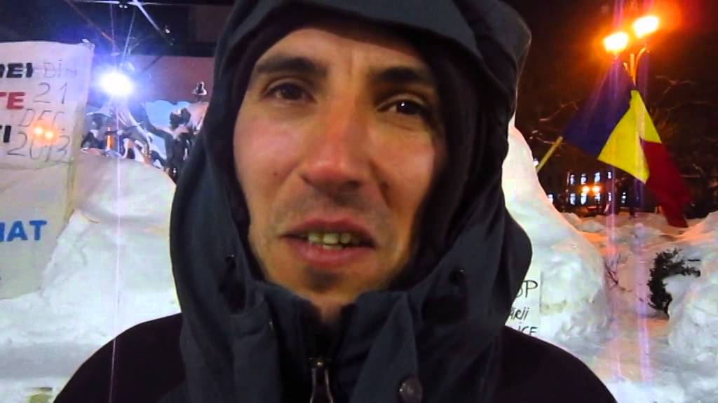 Costin George Teodorescu-Bota (Teo ) - greva foamei in Piata ...