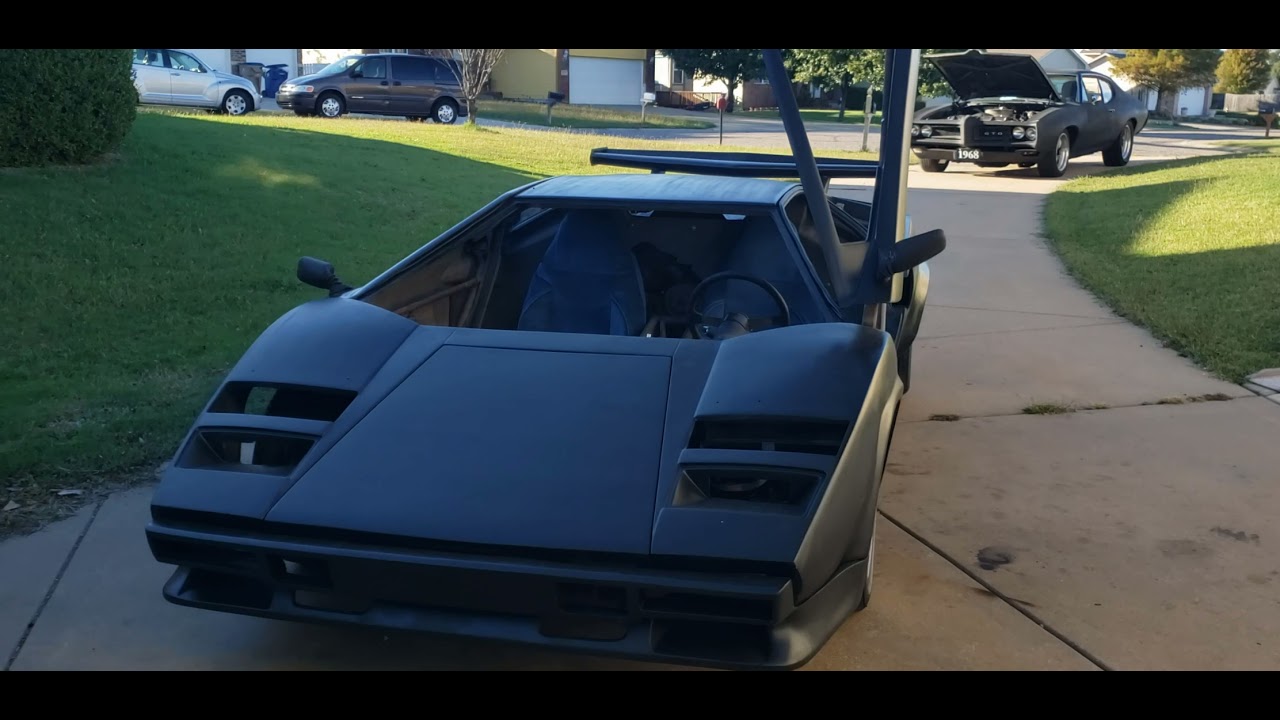 forsale 89 Countach 5000's - YouTube