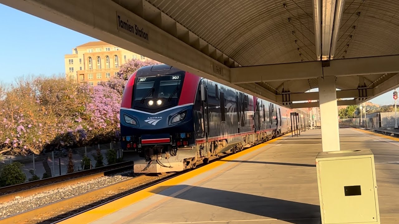 Amtrak Coast Starlight 14 with ALC-42s 307 & 319 Passing through Tamien ...