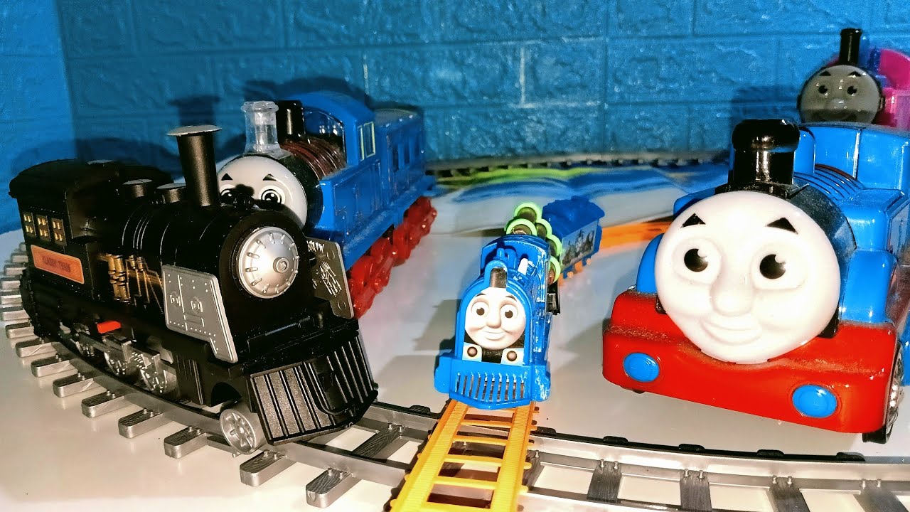 Kerata Api Thomas And Friends, Kereta Uap, Kereta Mainan, Thomas Robot ...