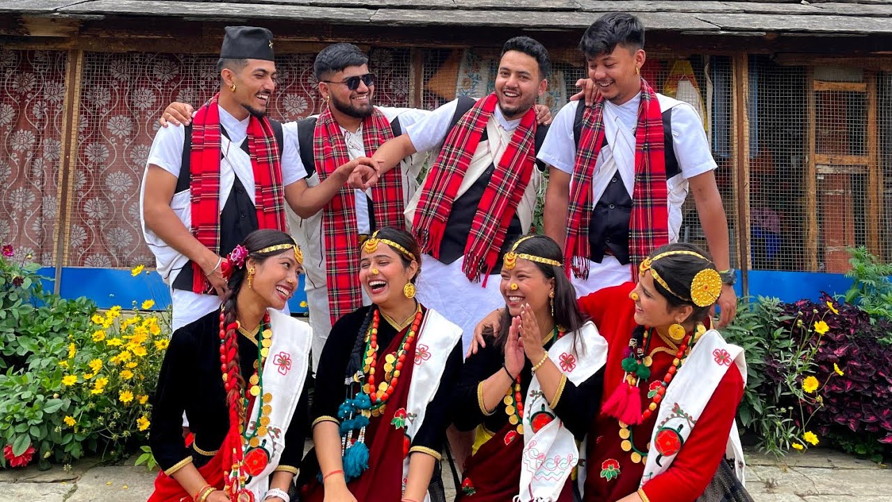 Ghandruk- Gurung Village ️|| Gurung Dress || Homestay in Ghandruk ...