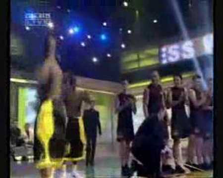 longest backflip world record 3m 75cm beale street flippers - YouTube