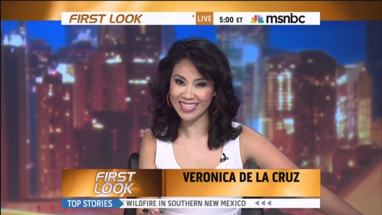 First Look - Show Open - 6/11/2012 - YouTube