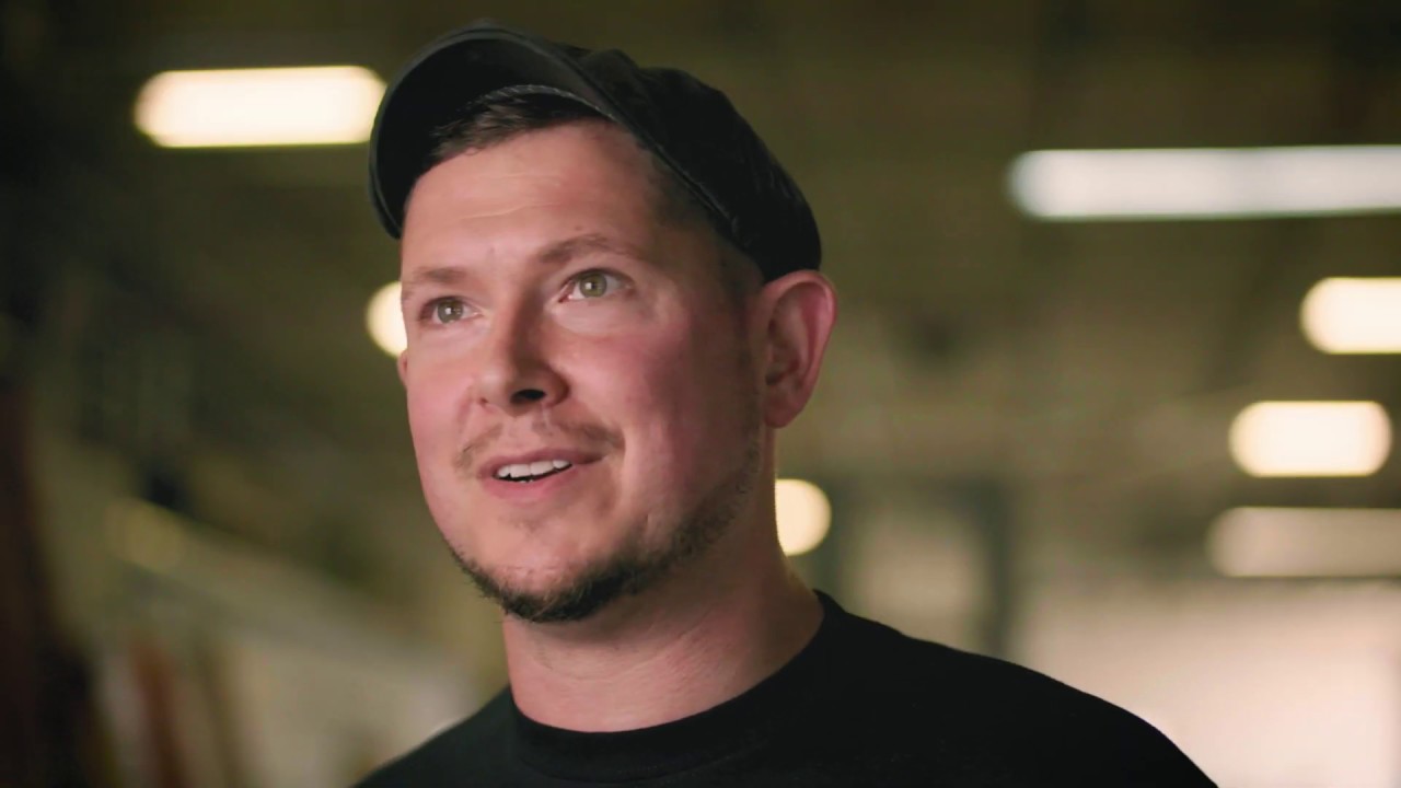 How Jonathan Found His Perfect Job in the Welding Industry - YouTube