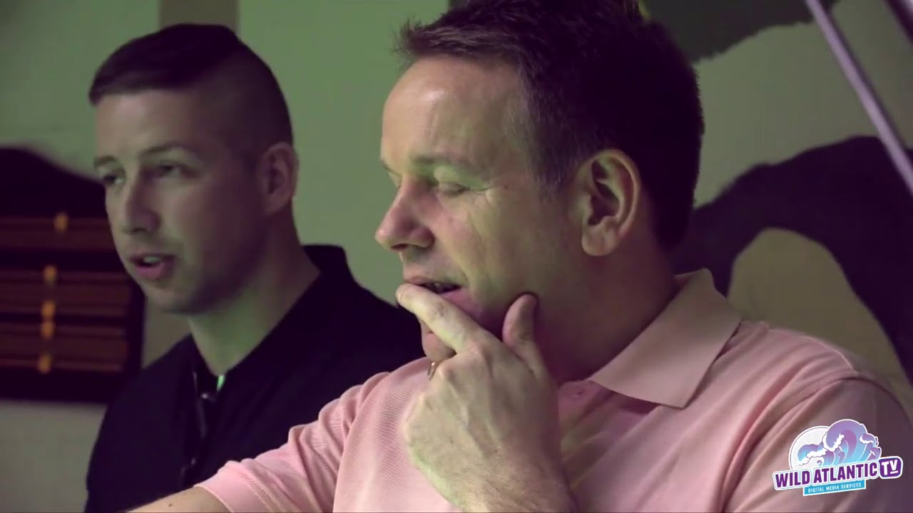 Rodd Hogg with Mark Allen & Joe Swail "Connected" - YouTube