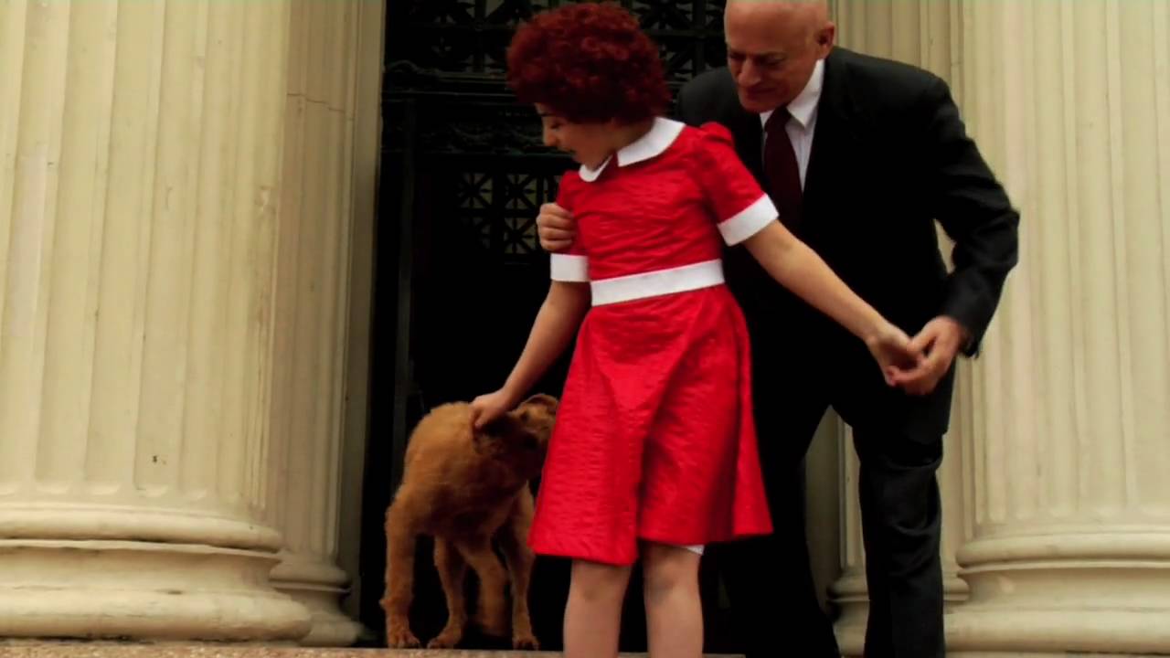 "Annie" Trailer - YouTube