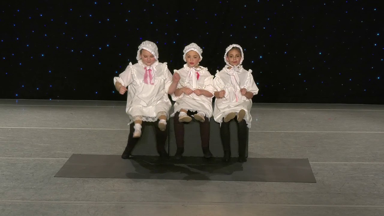 Lydia Fenner with her best friends Rylee and Molly- Triplets - from The ...