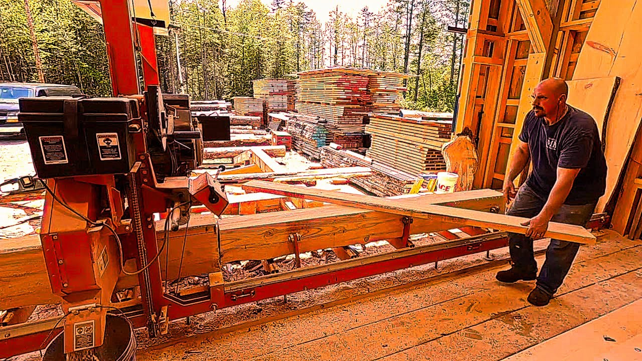 HEMLOCK TRAILER DECKING, WOODMIZER LT15, #58 - YouTube