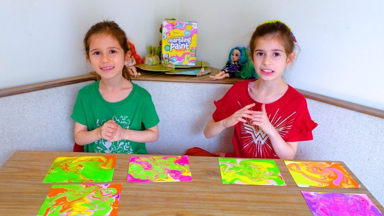 First Lesson in Playing with the Swirl Twirl Marbling Paint. Easy DIY ...