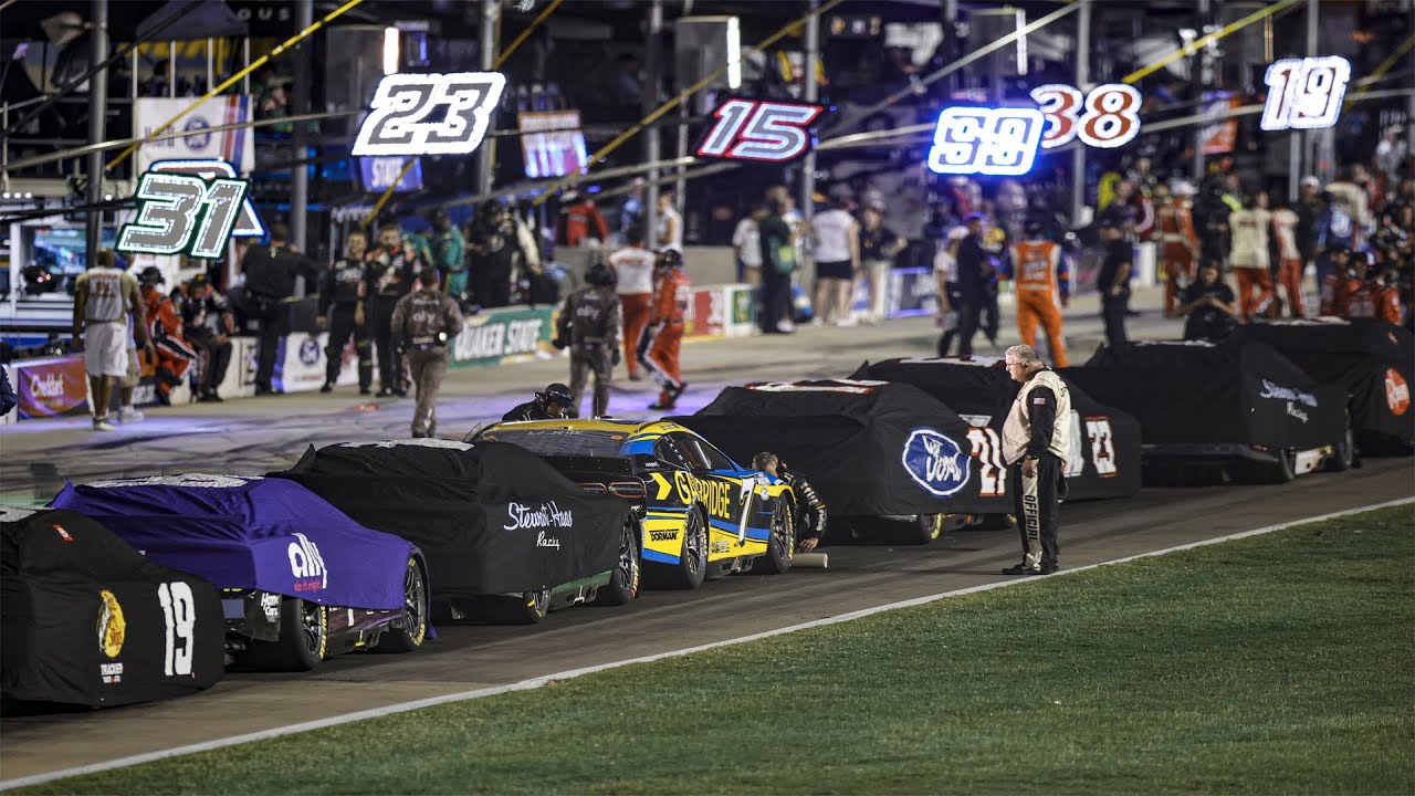 Did NASCAR Make The Right Call In Atlanta? | Rookie Stripes Podcast ...