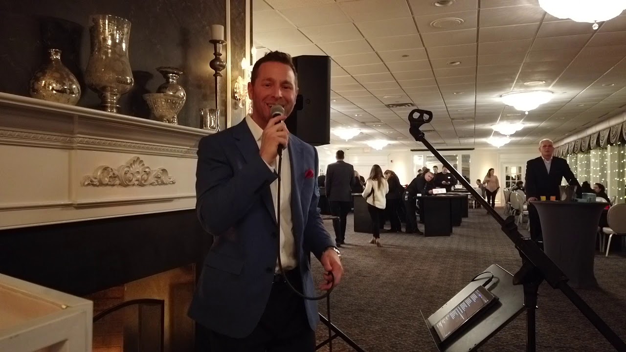 Barry Wayne sings Frank Sinatra at Basking Ridge Country Club - YouTube