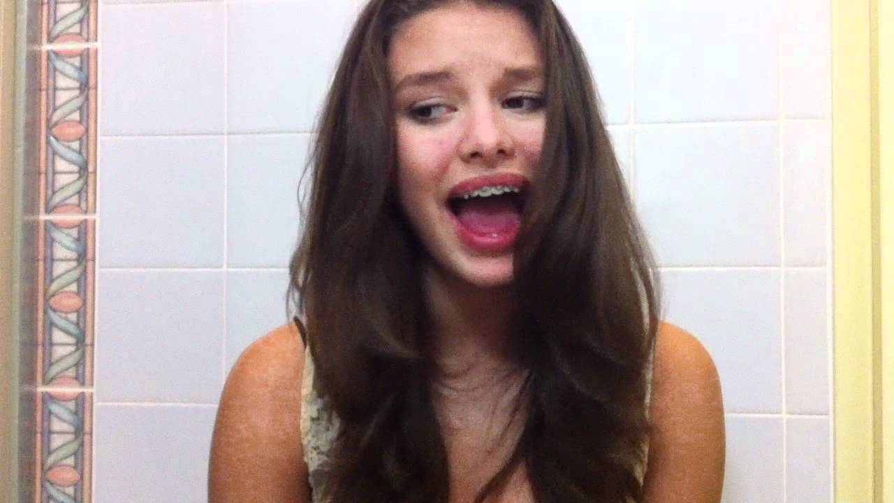 izzy singing valerie by amy winehouse - YouTube