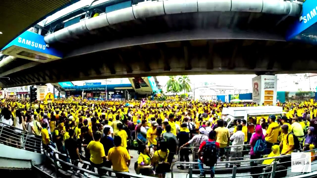 Bersih Rally Before Merdeka Day - YouTube