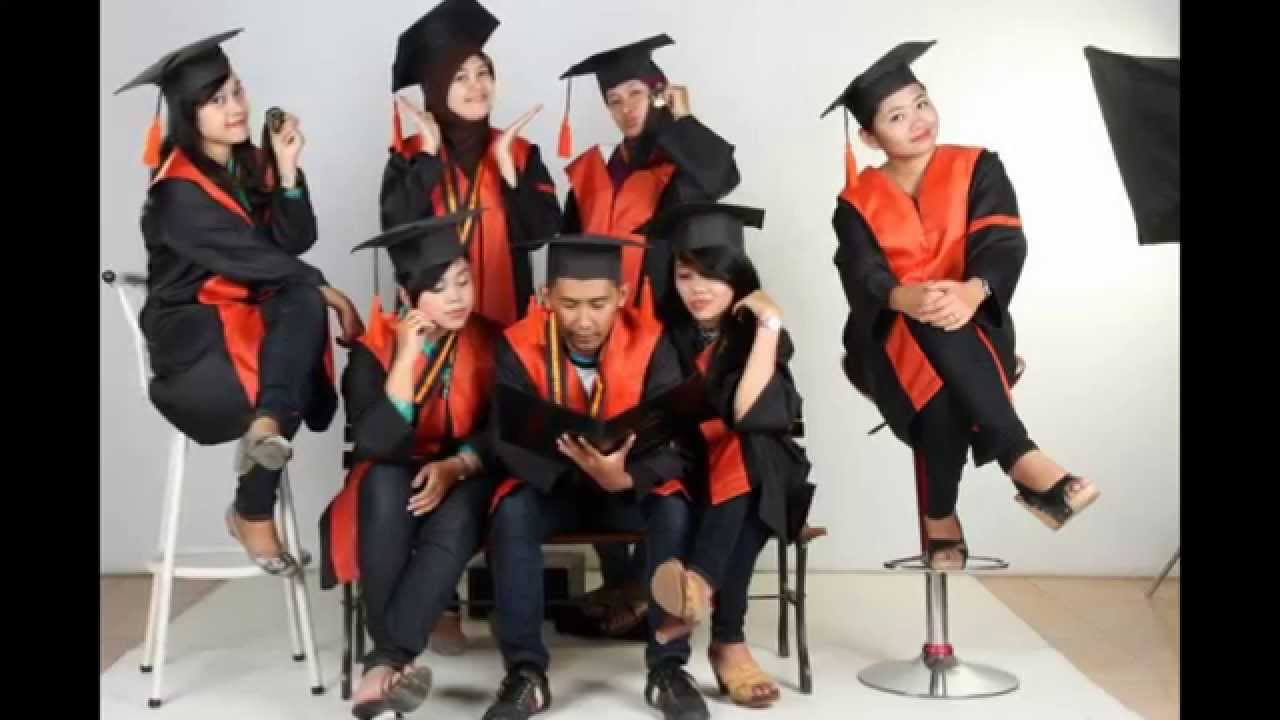 Slideshow wisuda STKIP Cimahi Bandung - YouTube
