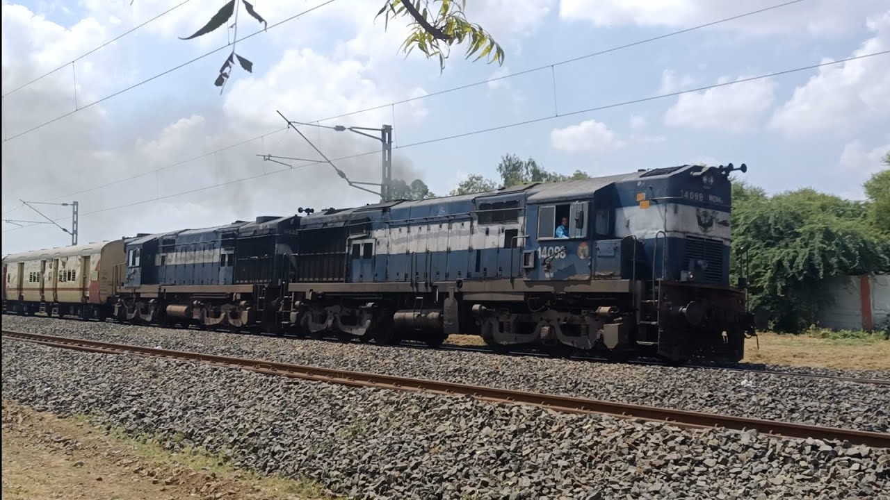 Yoga Express with dual wdm-3d Locomotive 🚂🚃🚃🚃 - YouTube