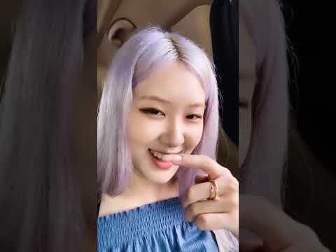 BLACKPINK (블랙핑크) Rosé (로제) with Hyeri (혜리) Instagram Live | July 01, 2020