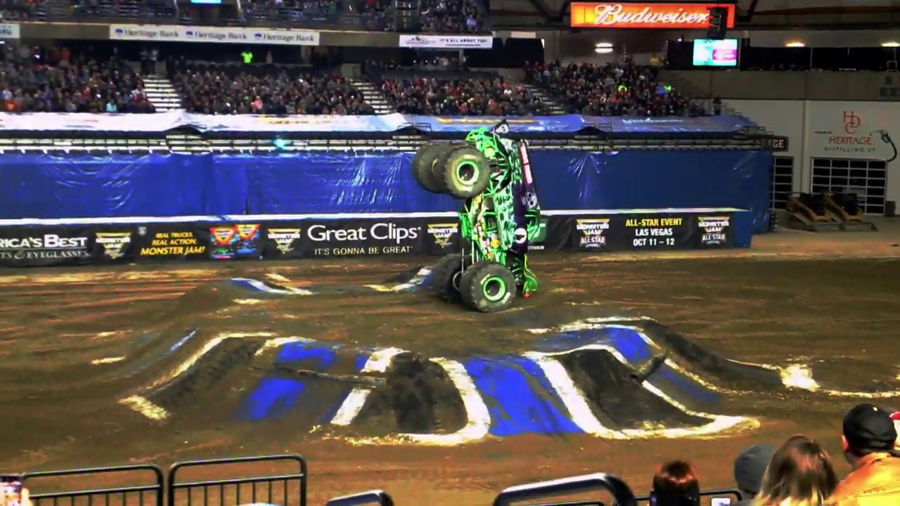 Monster Jam 2019 (Tacoma dome) - YouTube