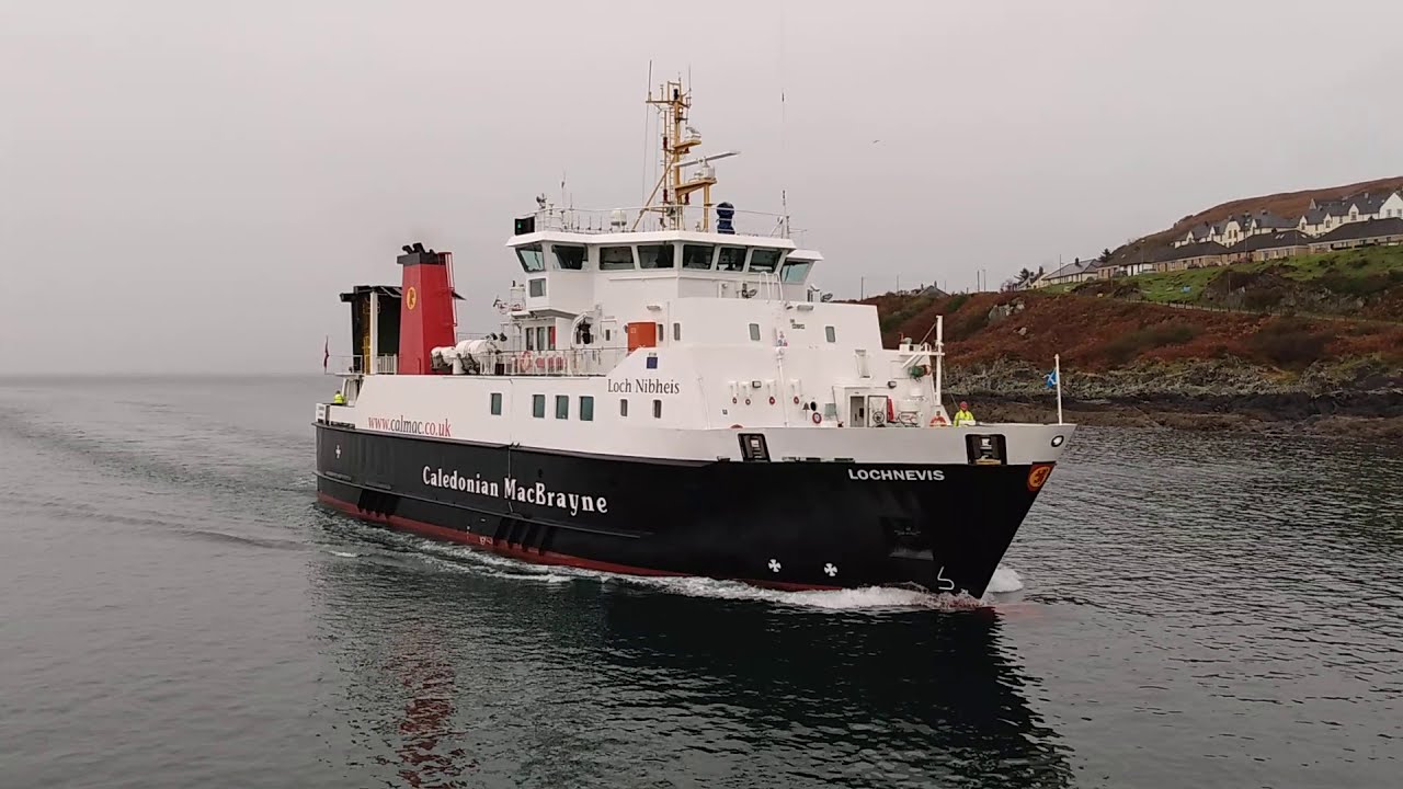 MV Lochnevis Arrives in Mallaig Harbour, 22nd October 2020 - YouTube