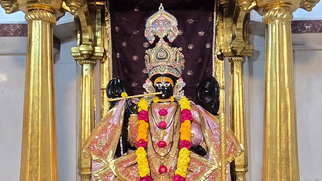 Shangar Aarti Darshan Shamlaji Temple Gujarat India - YouTube