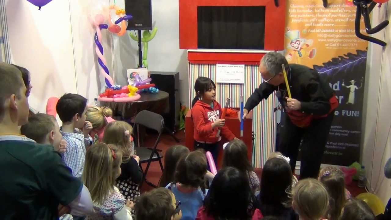 Children's Party Magician, Children's Magic Shows, Magician Party ...