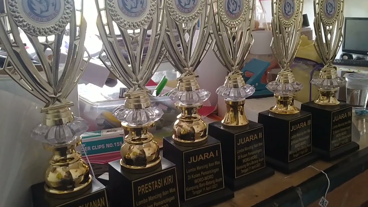 Hasil pembuatan stiker label piala - YouTube