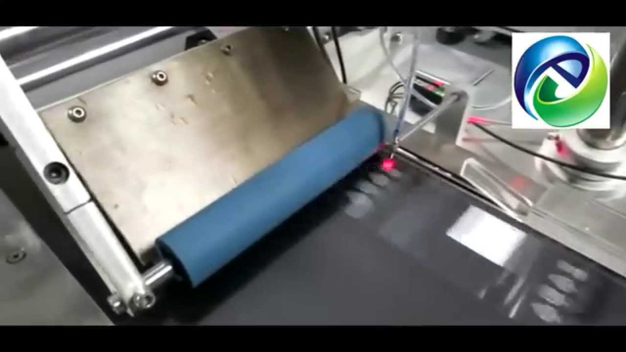 Automatic PE Bag Labeling Machine Automatic Plastic Bags Labeler ...