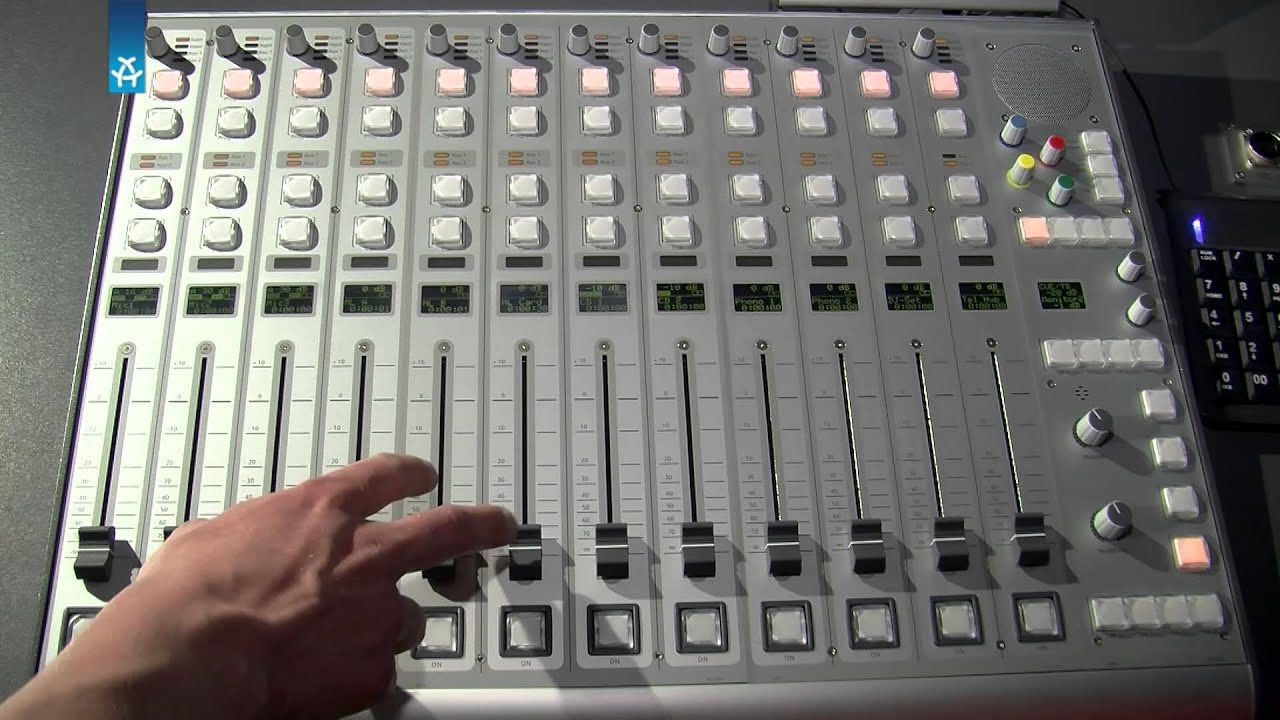 Wie funktioniert ein RADIO-Studio? | ALEX Tutorials - YouTube