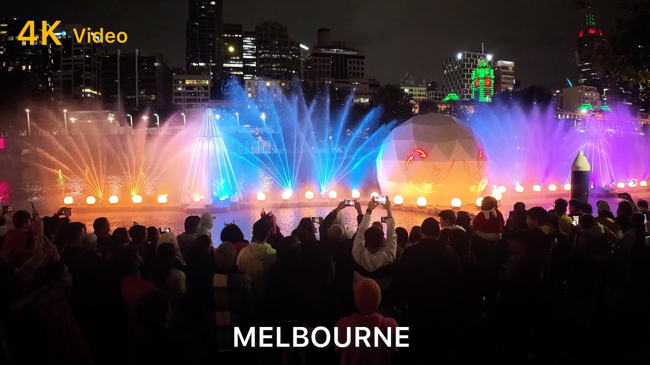 Melbourne City Australia Christmas River Show - YouTube