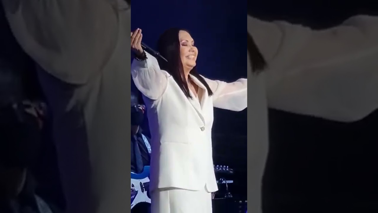 Ay Amor - Ana Gabriel en Chile - YouTube