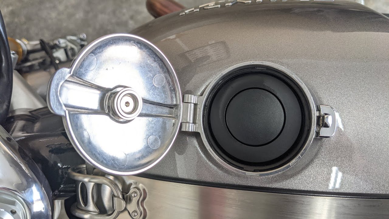 Motorcycle Retractable Gas Cap Upgrade - Triumph Thruxton R - YouTube