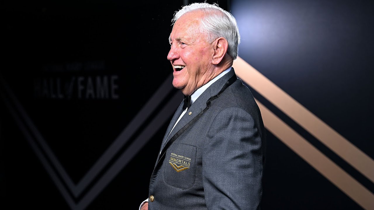 Ray Hadley Makes A Presentation To Ron Coote | Immortals | NRL - YouTube