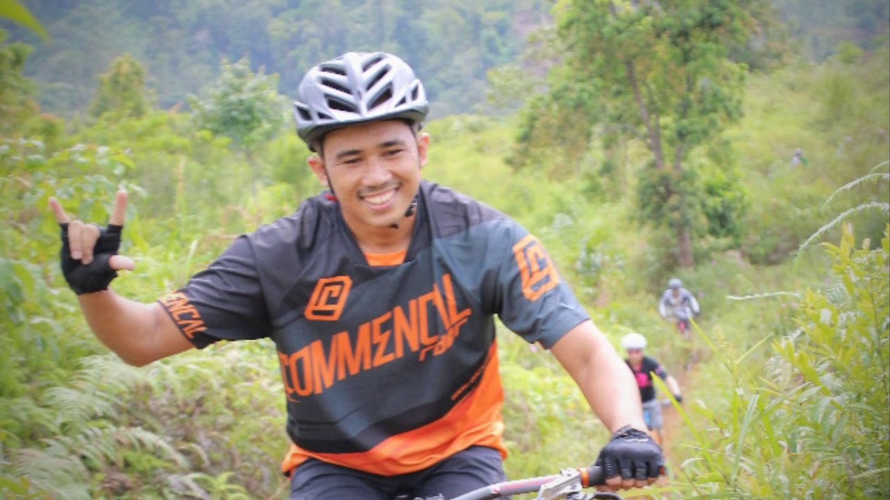 Track baru sepeda gunung di batu busuk kota padang - YouTube