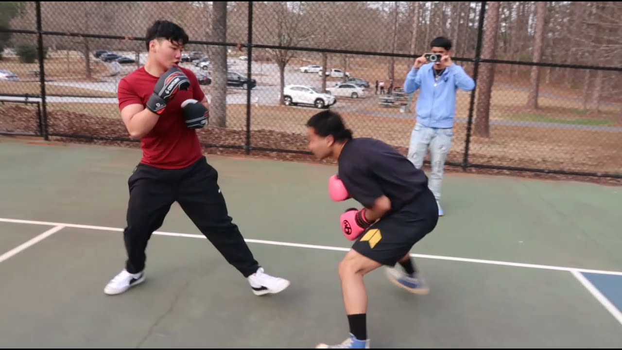 ATL HOOD BOXING MATCH WINNER TAKES $500 | JOE VS RAM - YouTube