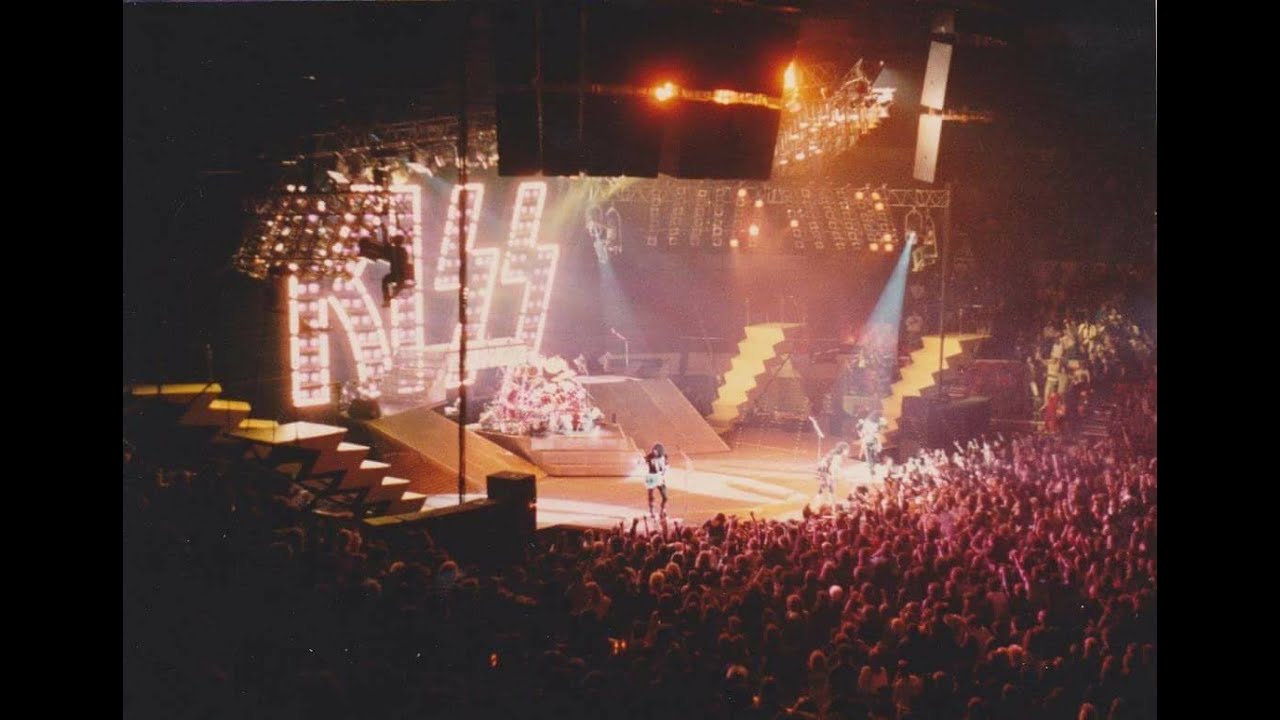 KISS - Uh! All Night Live (Richfield Coliseum 1985) HD 720p 60FPS - YouTube