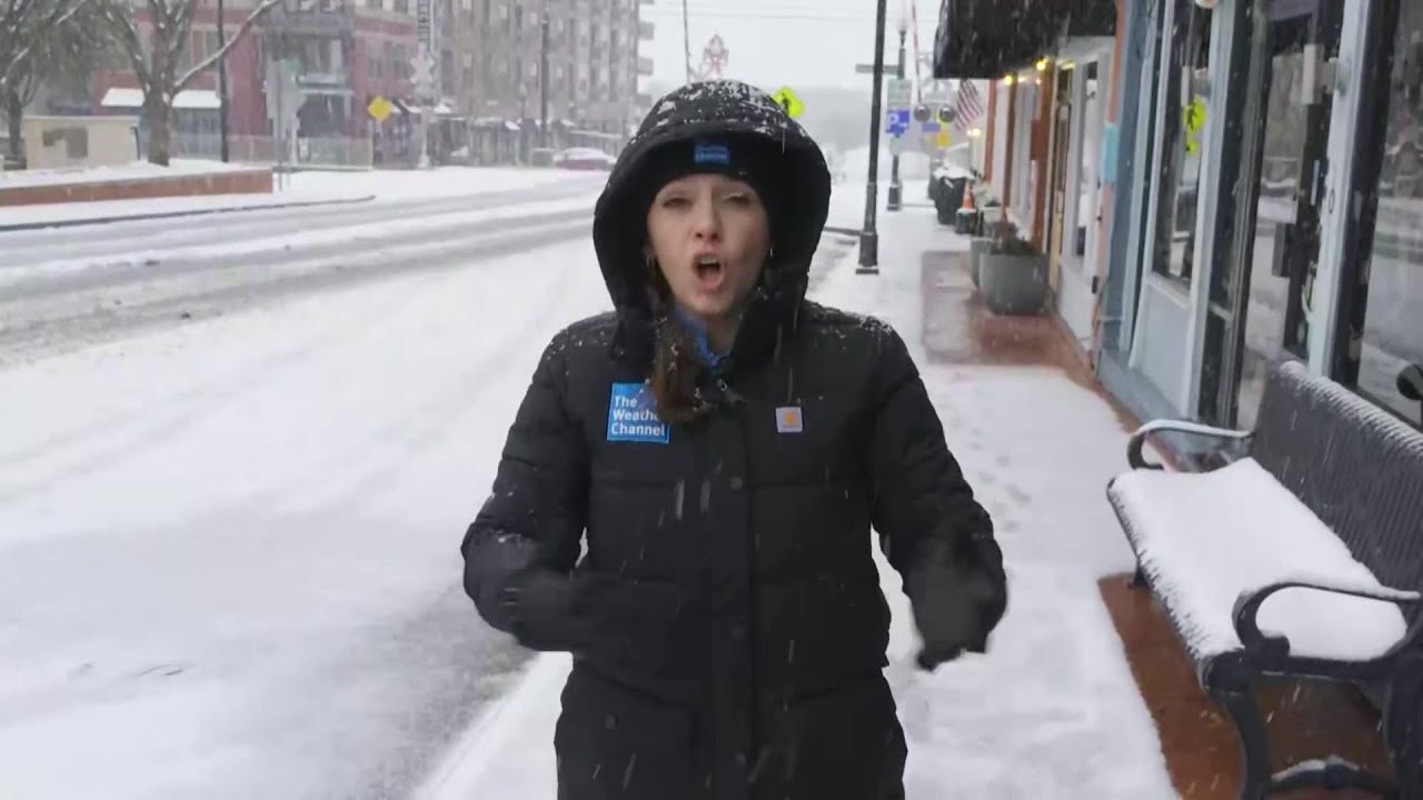 Winter Storm Cora hits Plano, Texas - YouTube