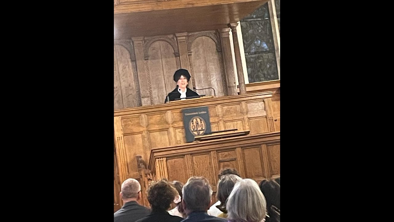 Oratie & Party prof dr Elise Sarton - YouTube